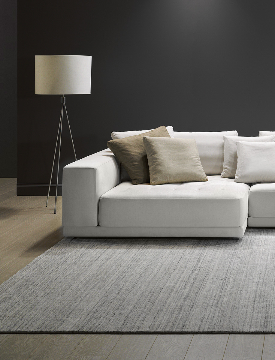 Discover the artisan rug collection by King