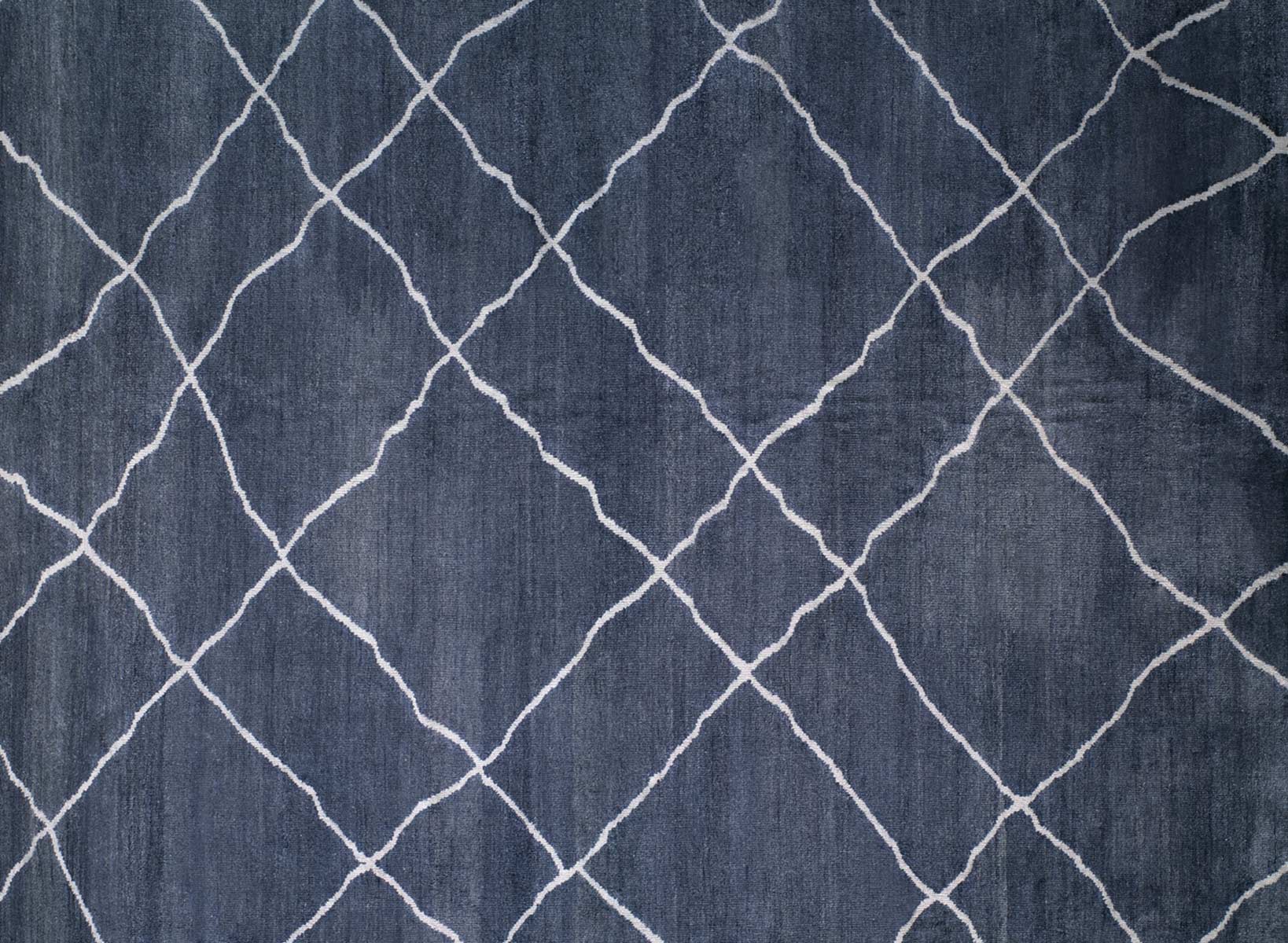 Discover the artisan rug collection by King